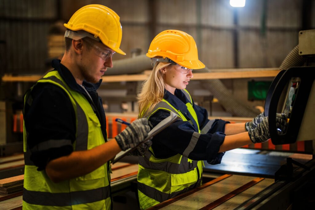 Buyer’s Guide: How to Make Your HR Software Implementation a Success - ELMO Software